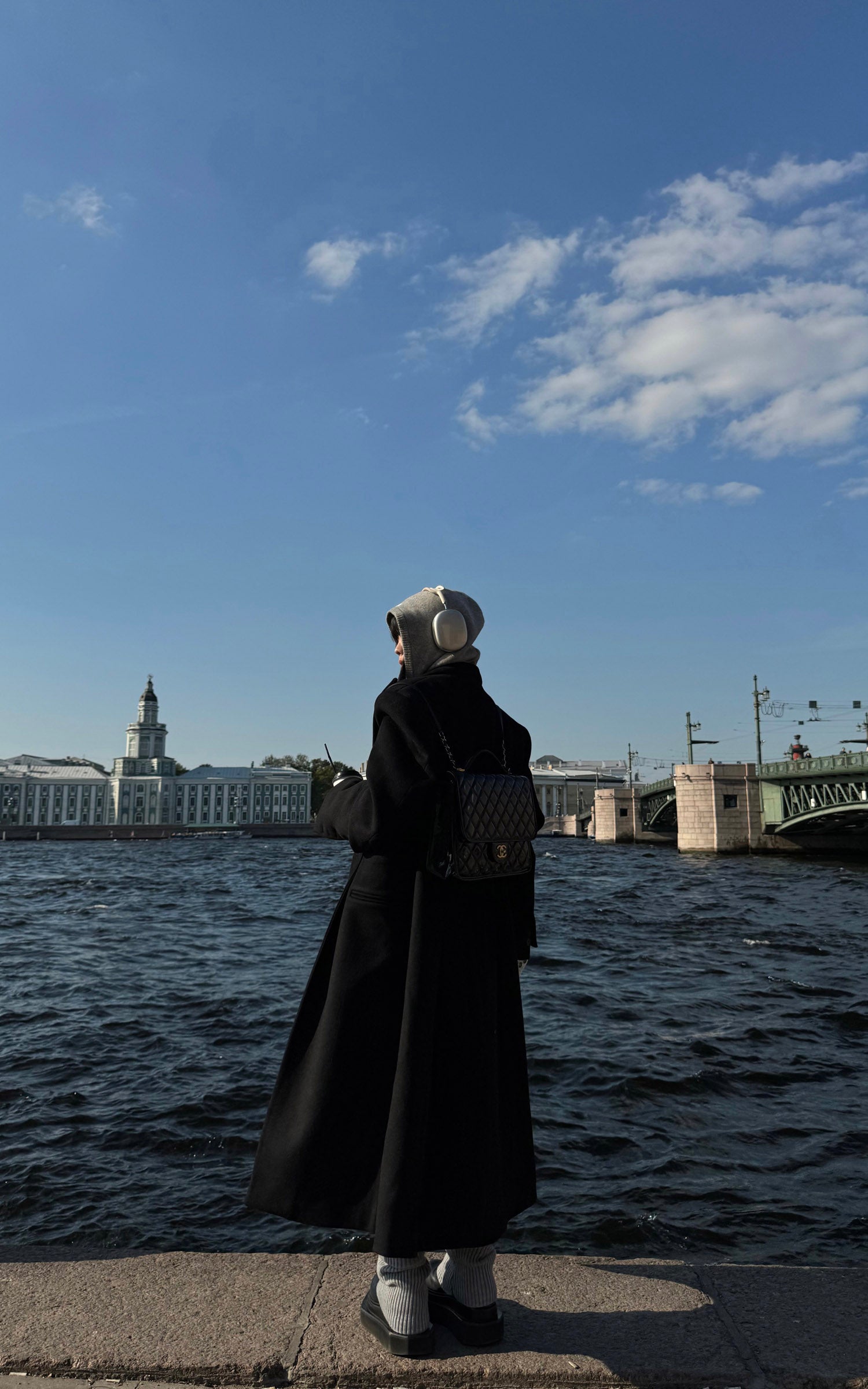 WARDEN EDGE Oversized Wool Coat - Classic Longline Silhouette – PINKPARKS